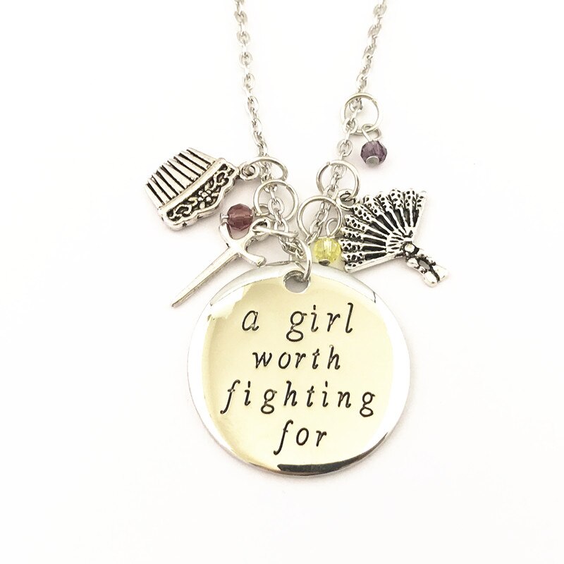 Mulan - Pendant Necklace